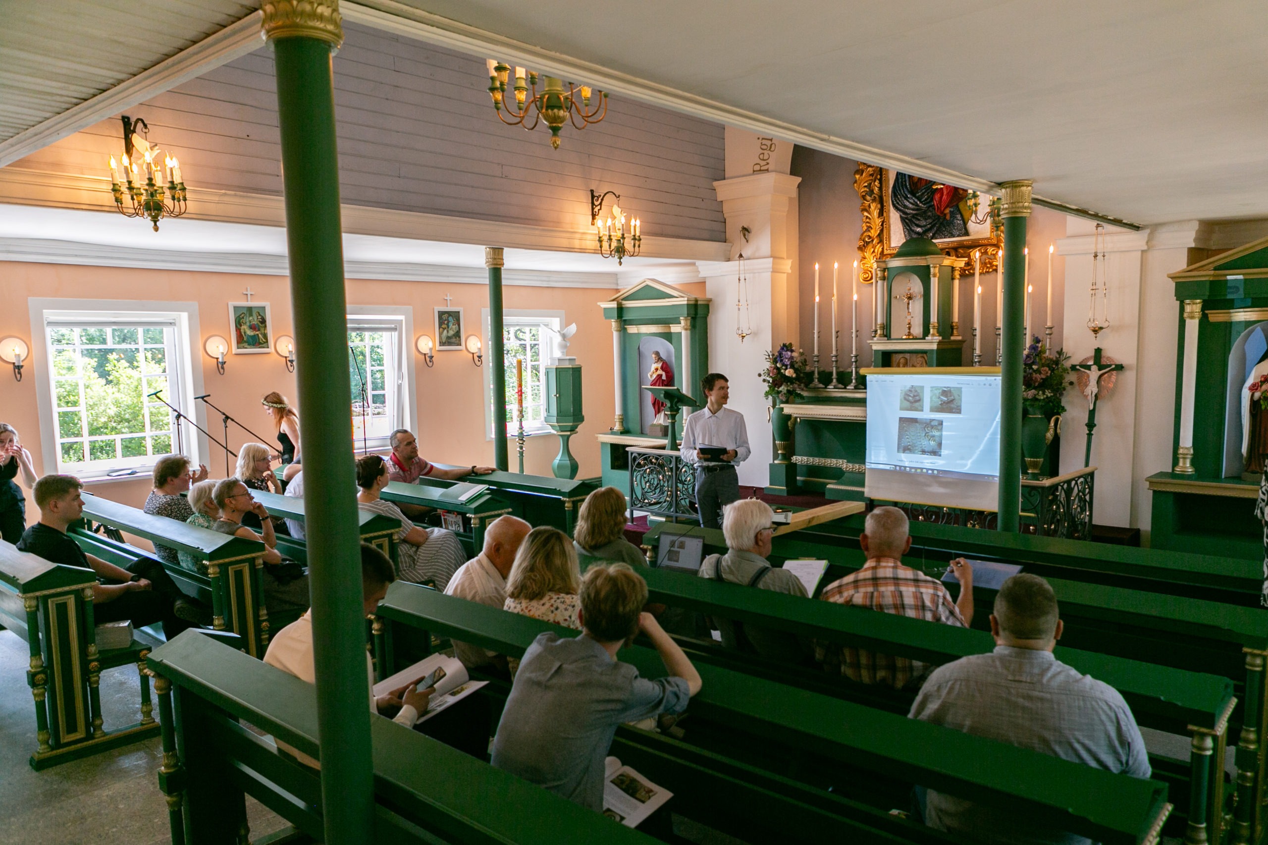 Auces baznīcas jaunais veidols - RMMT